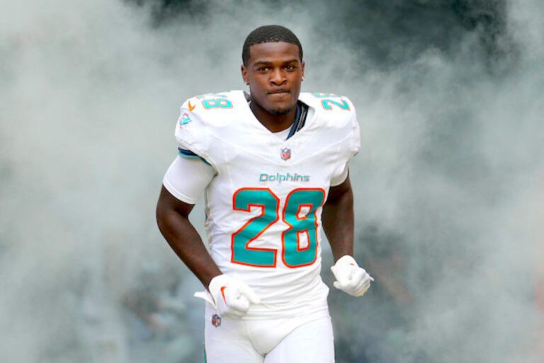 NFL DFS Picks for MNF: FanDuel, DraftKings (2025) | Fantasy News