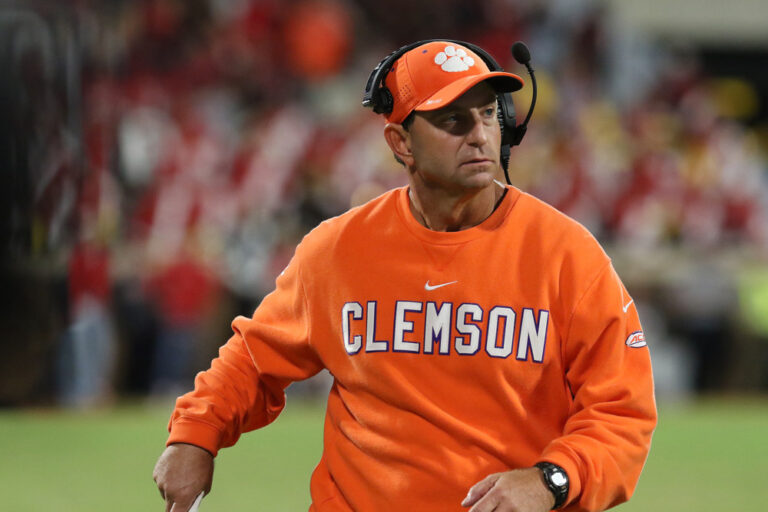 College Football Predictions: Projecting All 9 Conference Championship ...