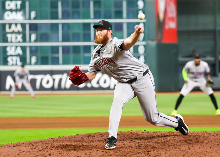 Later-Round Fantasy Baseball Draft Sleepers: Closers, Relief Pitchers ...